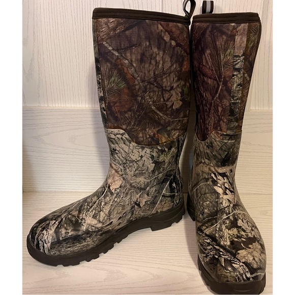 Muk | Shoes | Mens Muk Camouflage Boots Size 5 | Poshmark